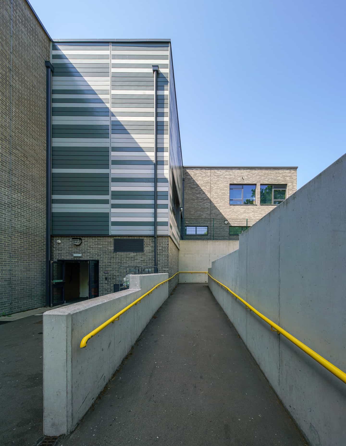 Bullers Wood School for Boys - Lee Evans Partnership